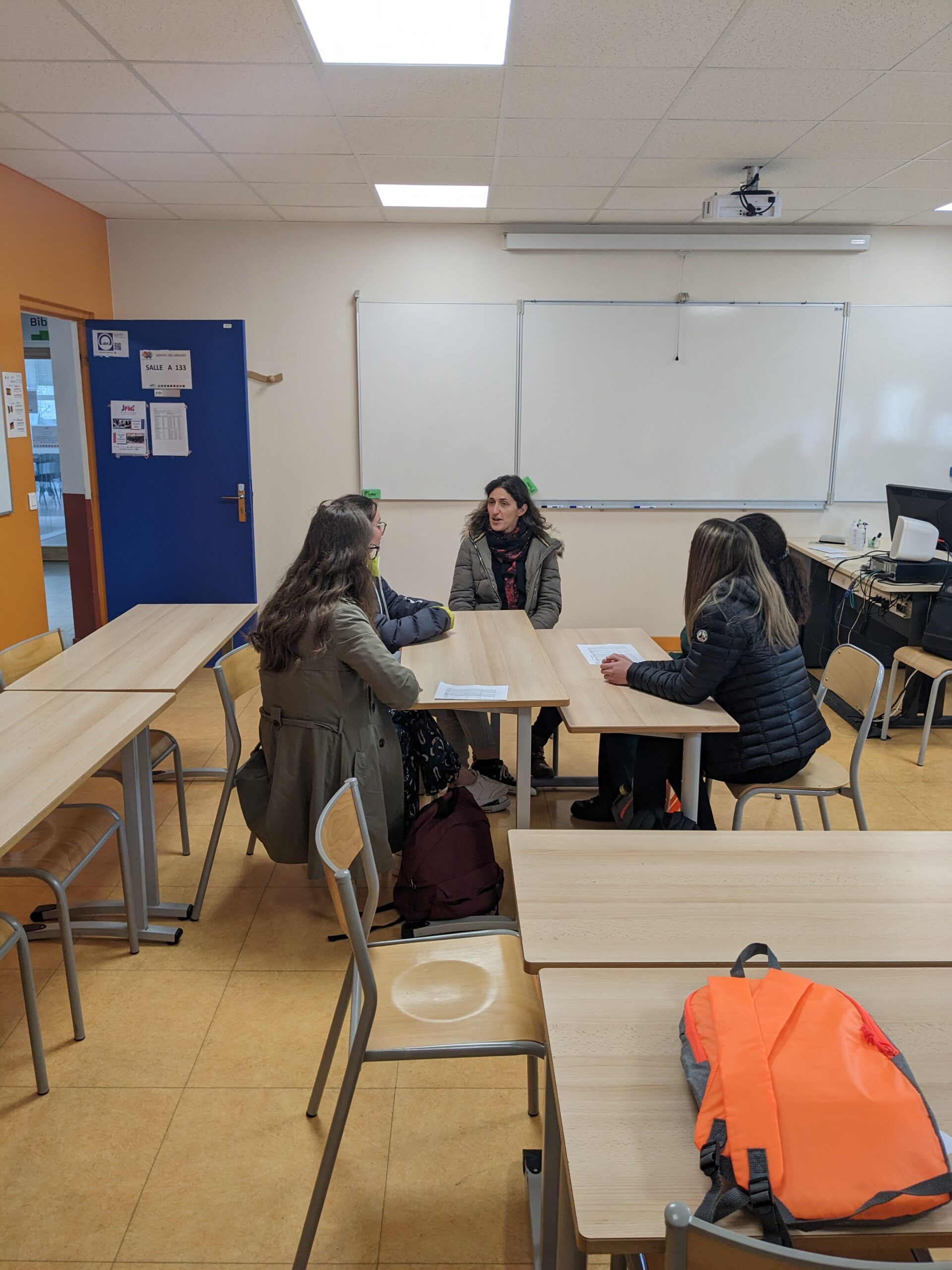 filles+Maths+informatique:UNE EQUATION LUMINEUSE - Département ...